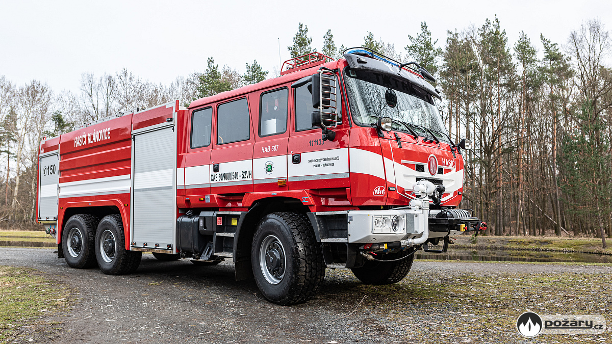 Unikátní Tatra Terra dobrovolných hasičů z pražské městské části ...