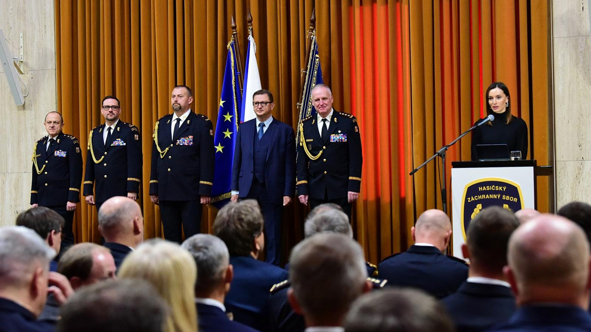 V Kongresovém centru České národní banky byly uděleny medaile HZS ČR ...