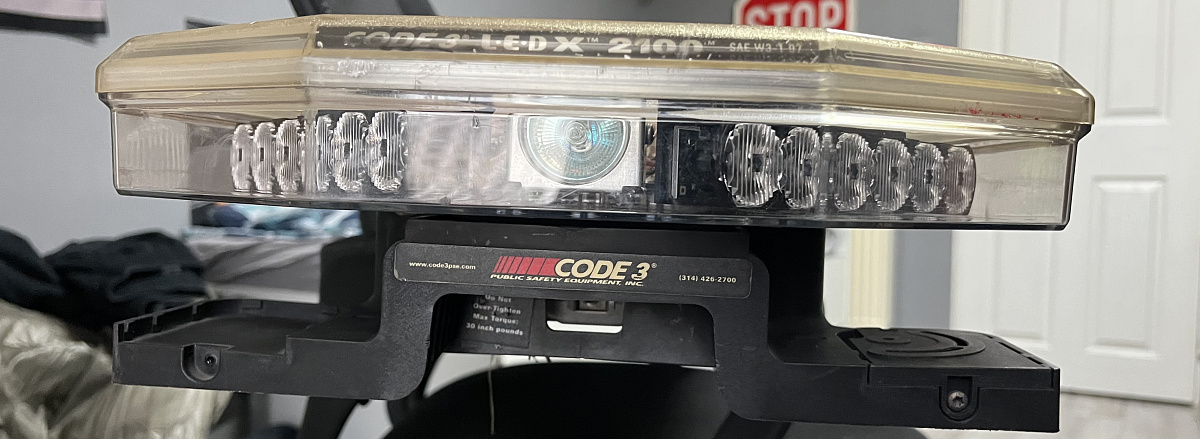 Rampa code 3 RX 2100 modro červená plně osazená vybavena Bočními ...